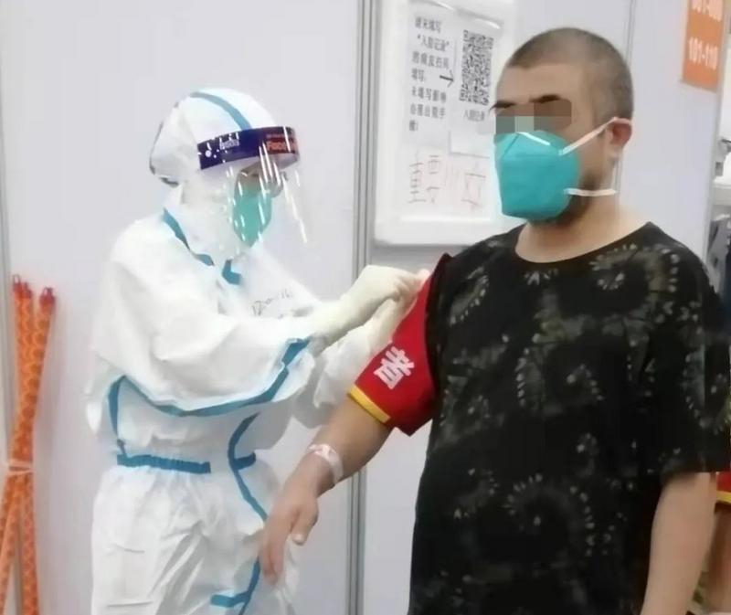 【羊城晚报】纸尿裤给你带过来啦！琶洲方舱医院的二孩妈妈收到 大白快递” 中山大学附属第一医院